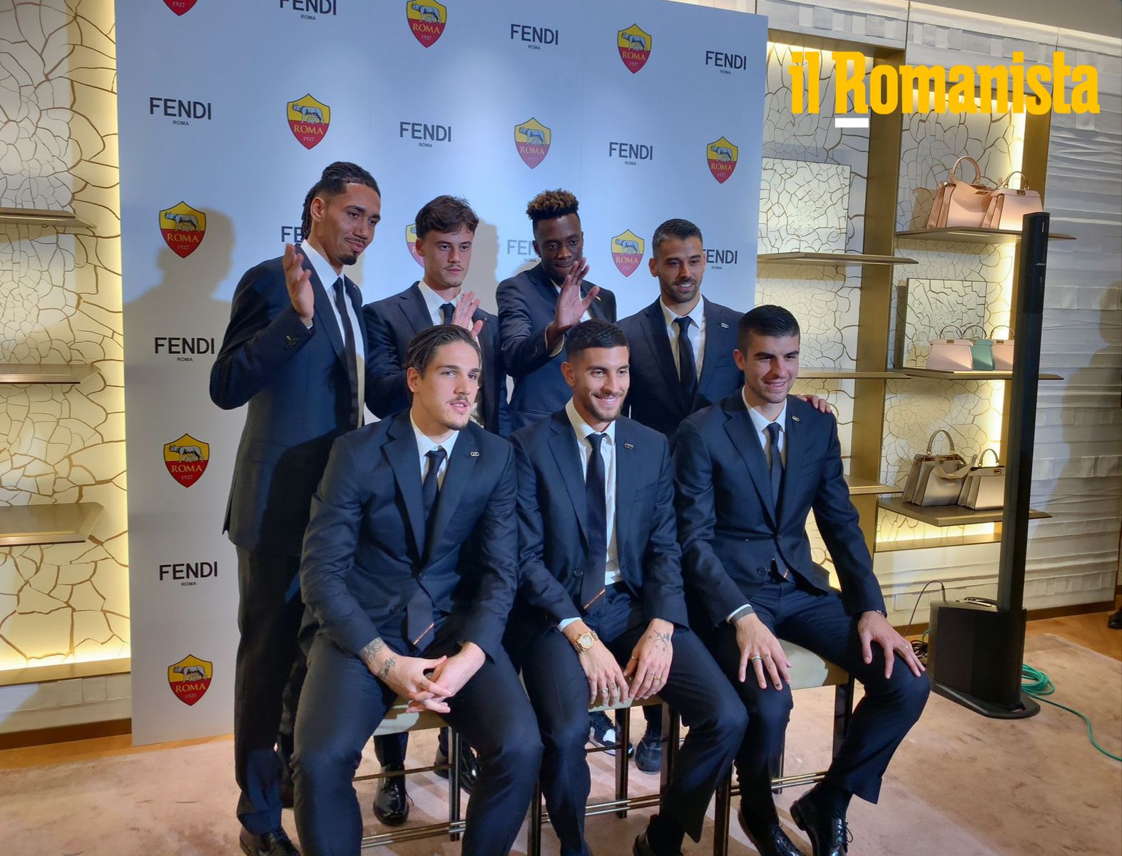 GALLERY - La Roma veste Fendi all'evento di Tokyo: le immagini esclusive